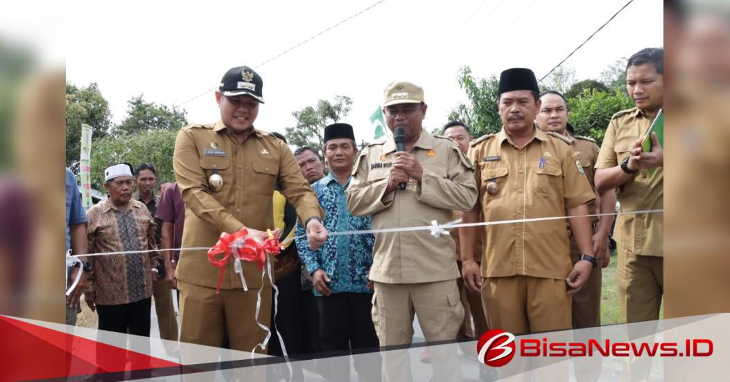 Bupati Sergai Dan Wabup Resmikan Pembangunan Ruas Jalan Paya Lombang - Suka Damai